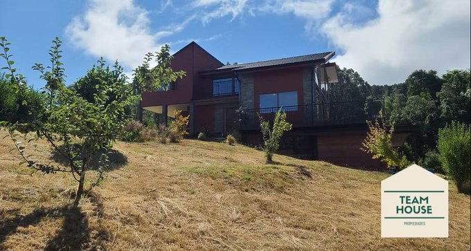 Casa en Arriendo en Valdivia, Condominio Los Aromos