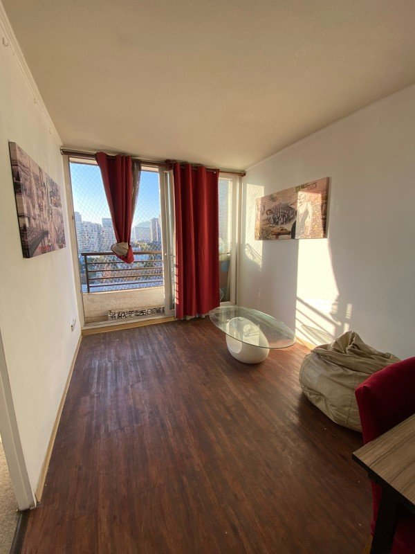 Departamento en Arriendo en Santiago, Dpto semi amoblado, metro ...