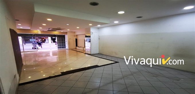 Local Comercial en Arriendo en Santiago, Metro Universidad de Chile ...