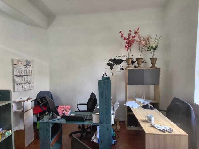 Oficina en Arriendo en Santiago, Oficina con excelente ubicación (137896)