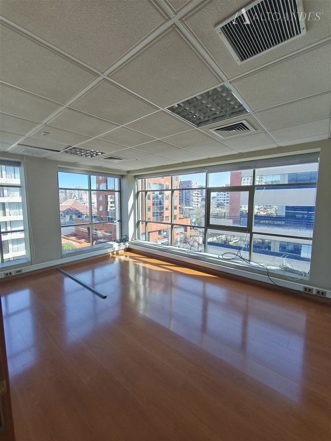 Oficina en Arriendo en Viña del Mar, 9 norte con libertad