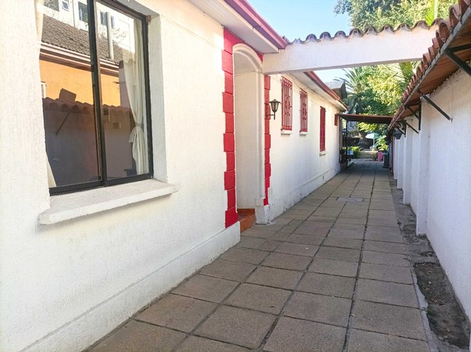 Casa en Venta en La Cisterna, Casa a pasos de Gran Avenida. Metro El ...