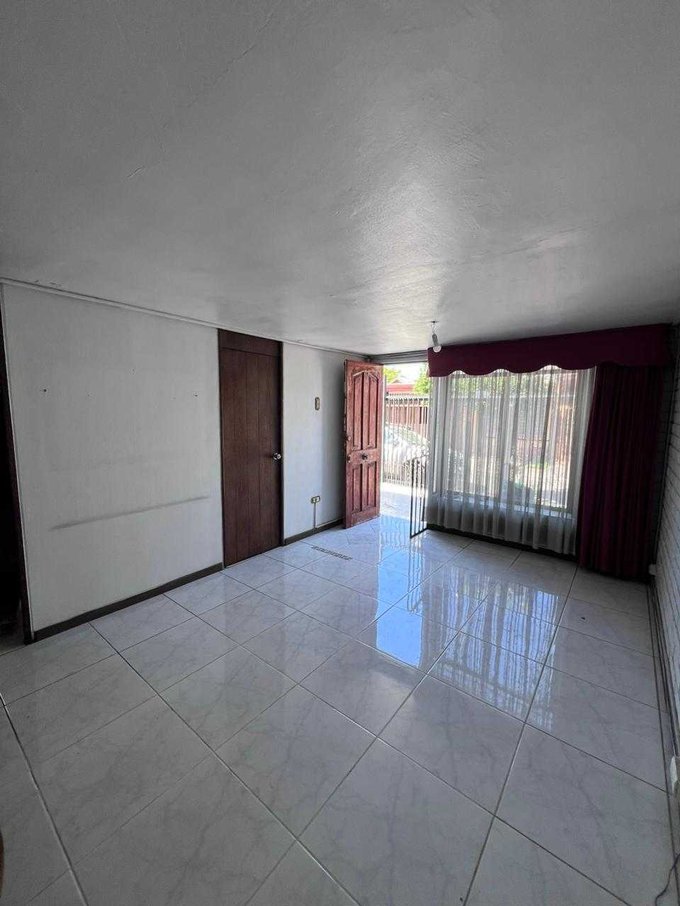 Casa en Venta en Maipú, Ideal para Familia, Excelente Conectividad (139994)