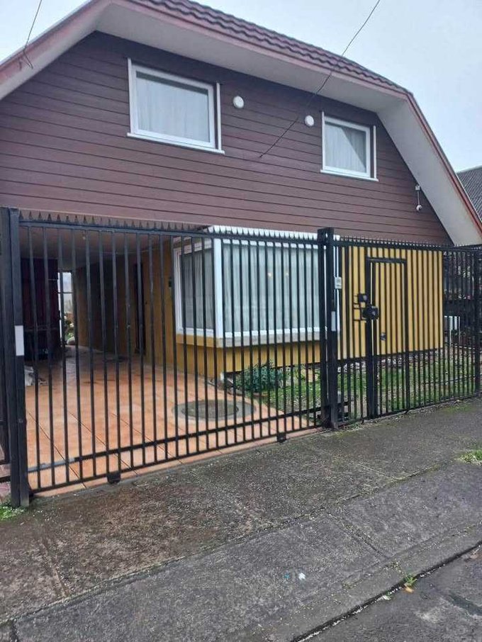 Casa en Venta en Temuco, Moderna Casa Ideal para Familia Numerosa (170174)