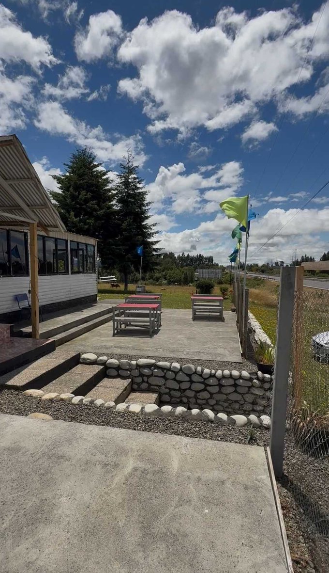 Local Comercial en Venta en Río Negro, Local orilla de carretera la ...