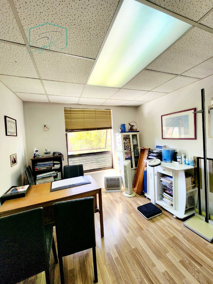 Oficina en Venta en Providencia, Luminosa oficina 2 ambiéntes (140177)